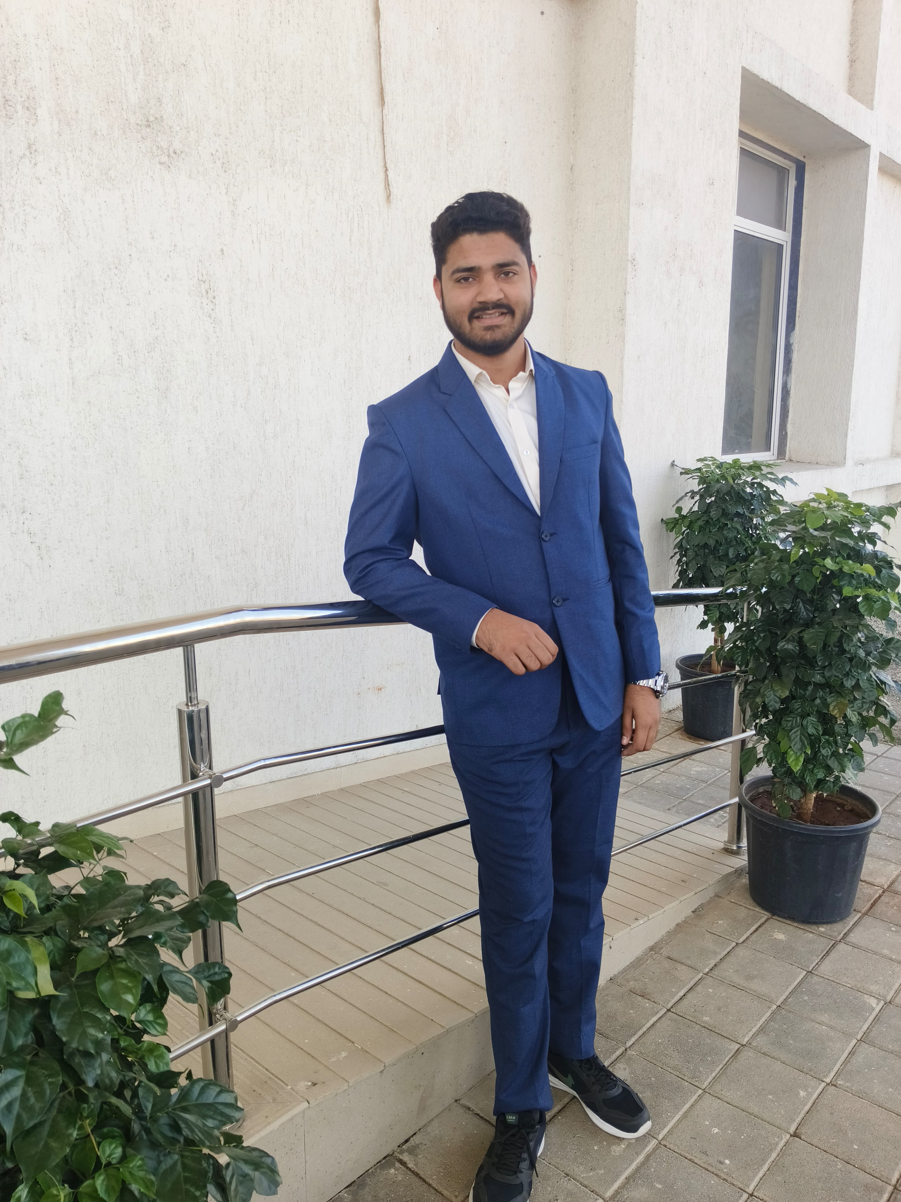 Sahil Kumawat | Full Stack Web Developer | Java, React, Projects & Training